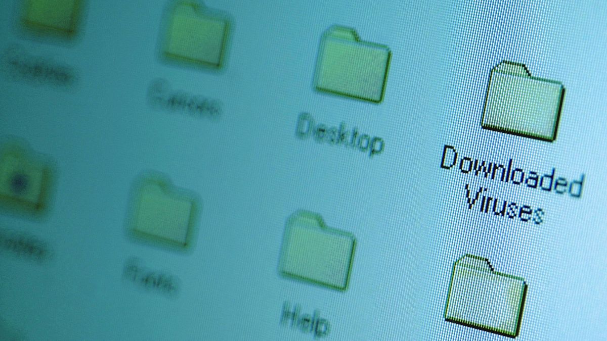 Lỗi The action cannot be completed because the folder or a file in it is open in another program ...